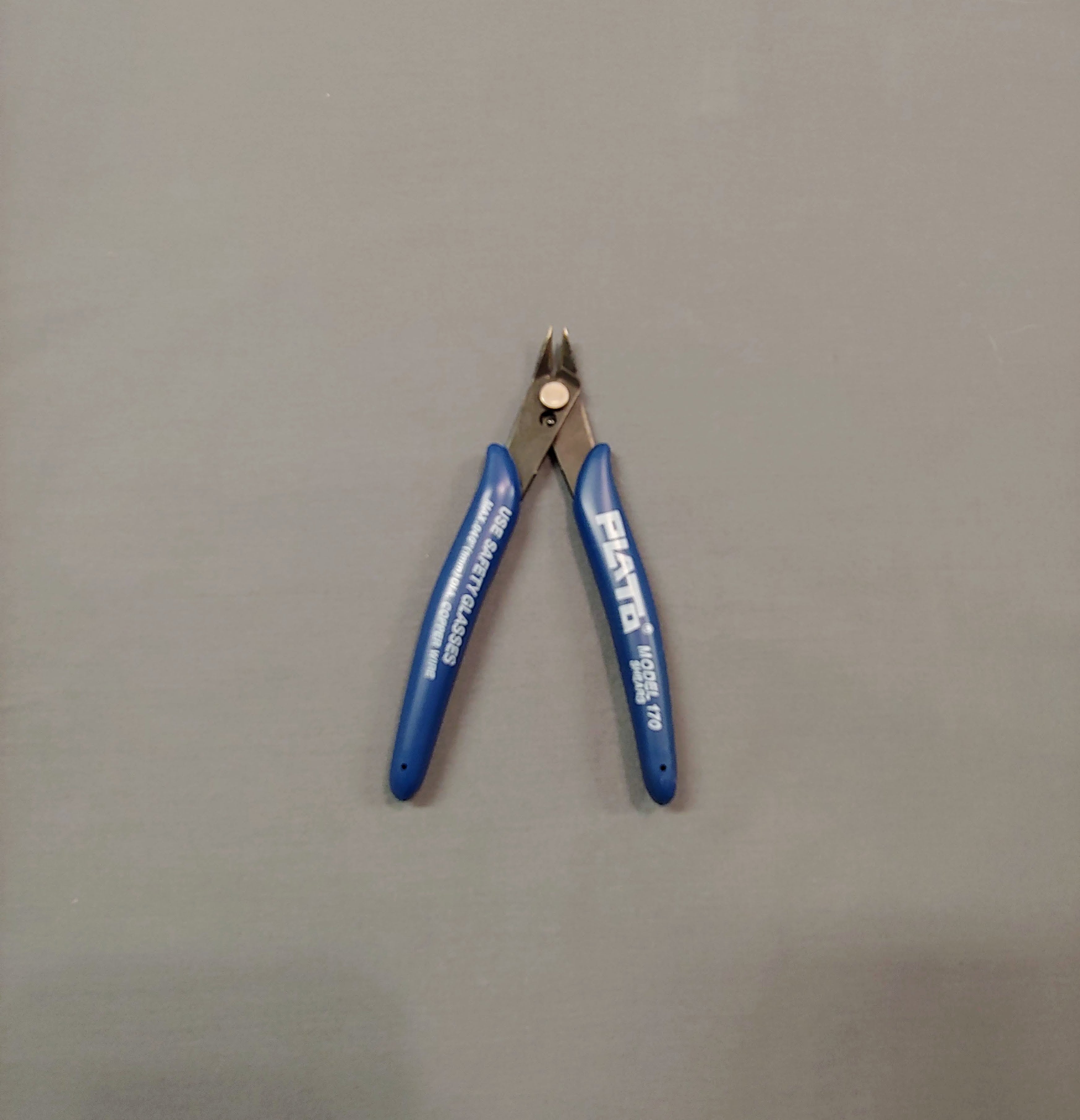 Diagonal Cutters | KnK Creations